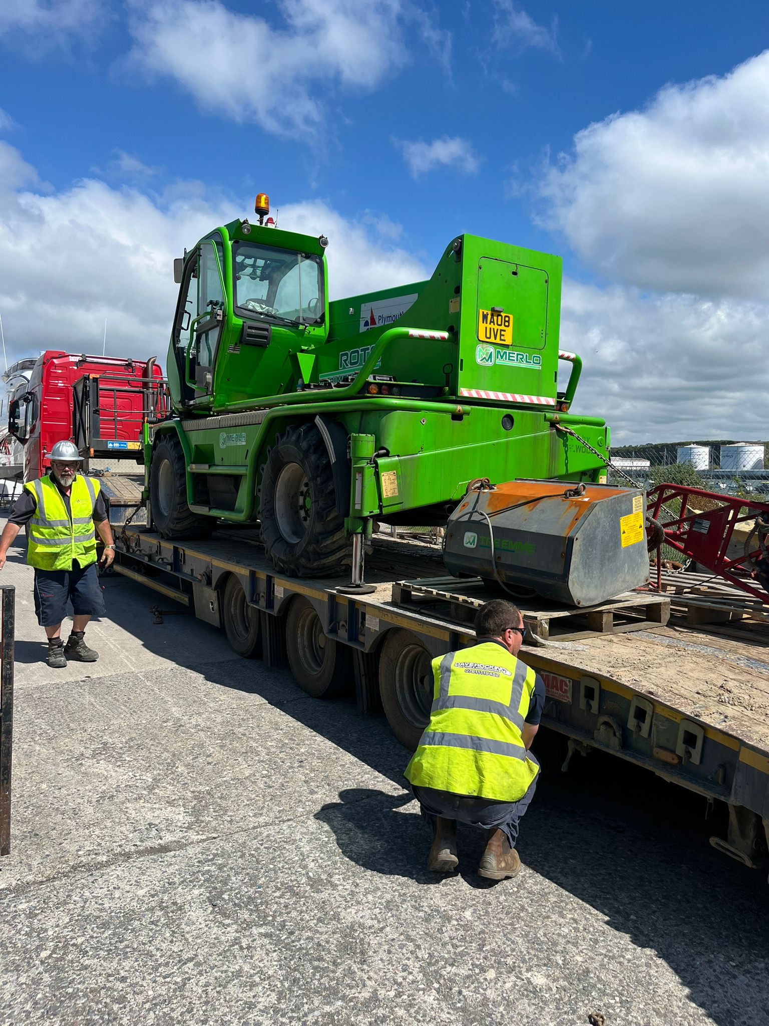 New crane allows for increased boatyard capabilities | News | Plymouth ...