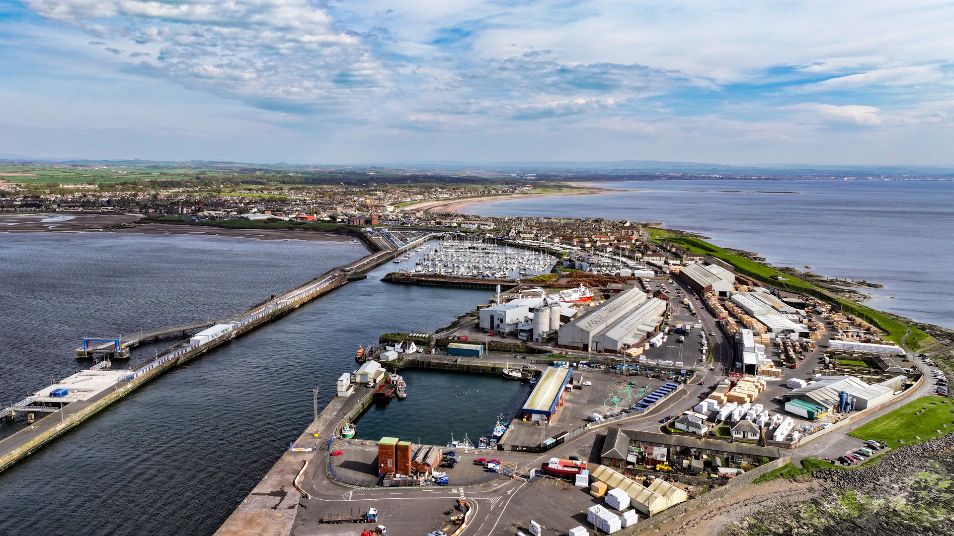 Troon Webcams | Live views from the Yacht Haven